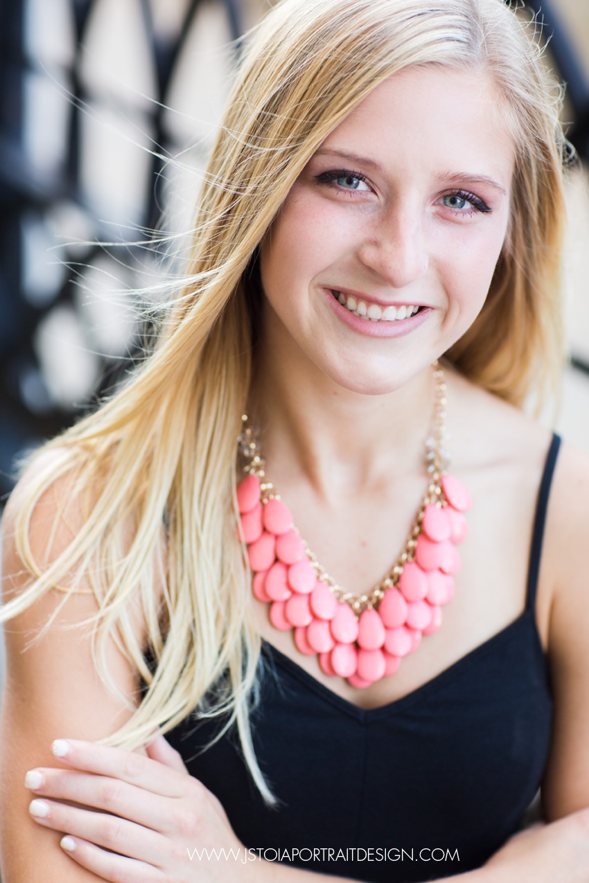 Loving the black and white below. Gorgeous, Addie!